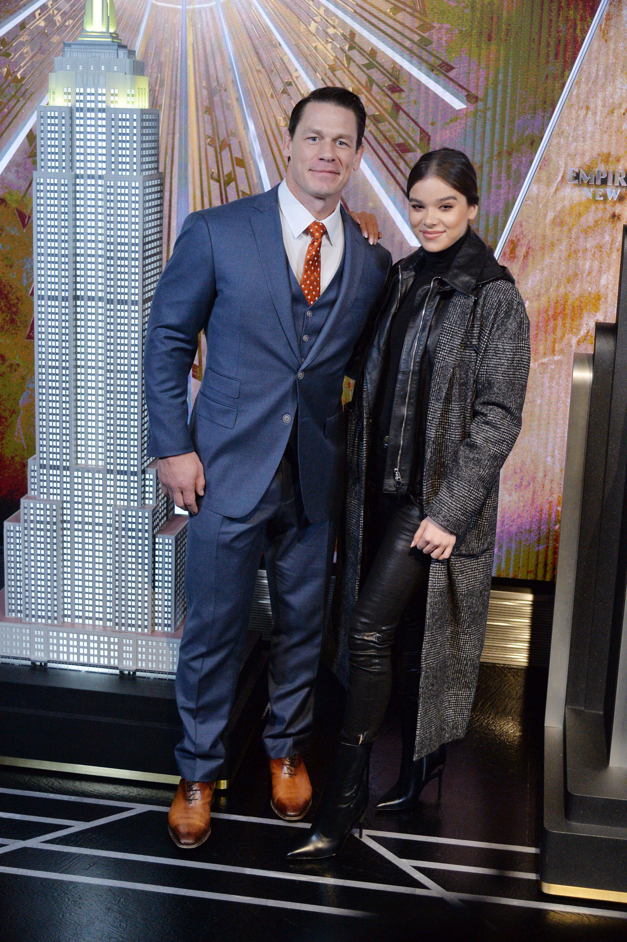 Dec 20 | Empire State Building Hosts John Cena & Hailee Steinfeld In ...